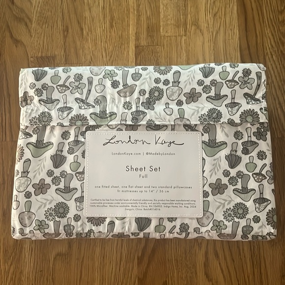 London Kaye | Bedding | Nwt London Kaye Mushrooms Full Sheet Set | Poshmark